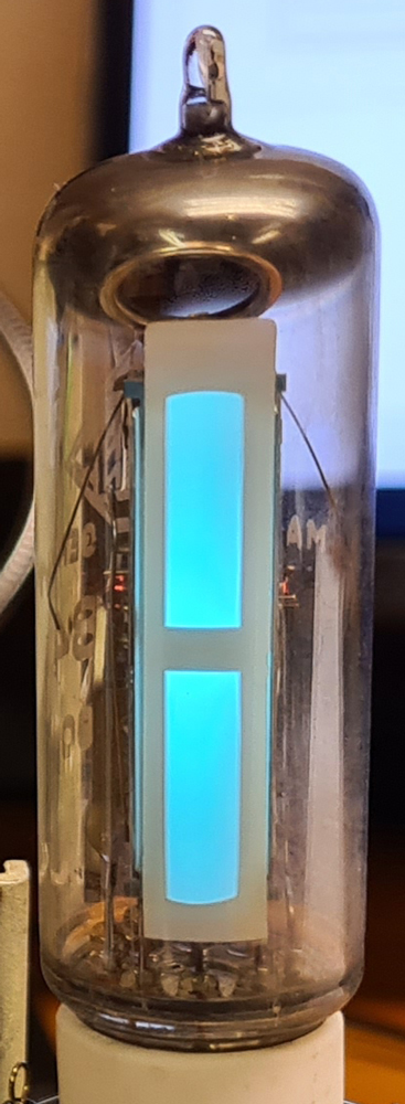 DIY: Digital EM84 “magic eye” replacement – Retronics